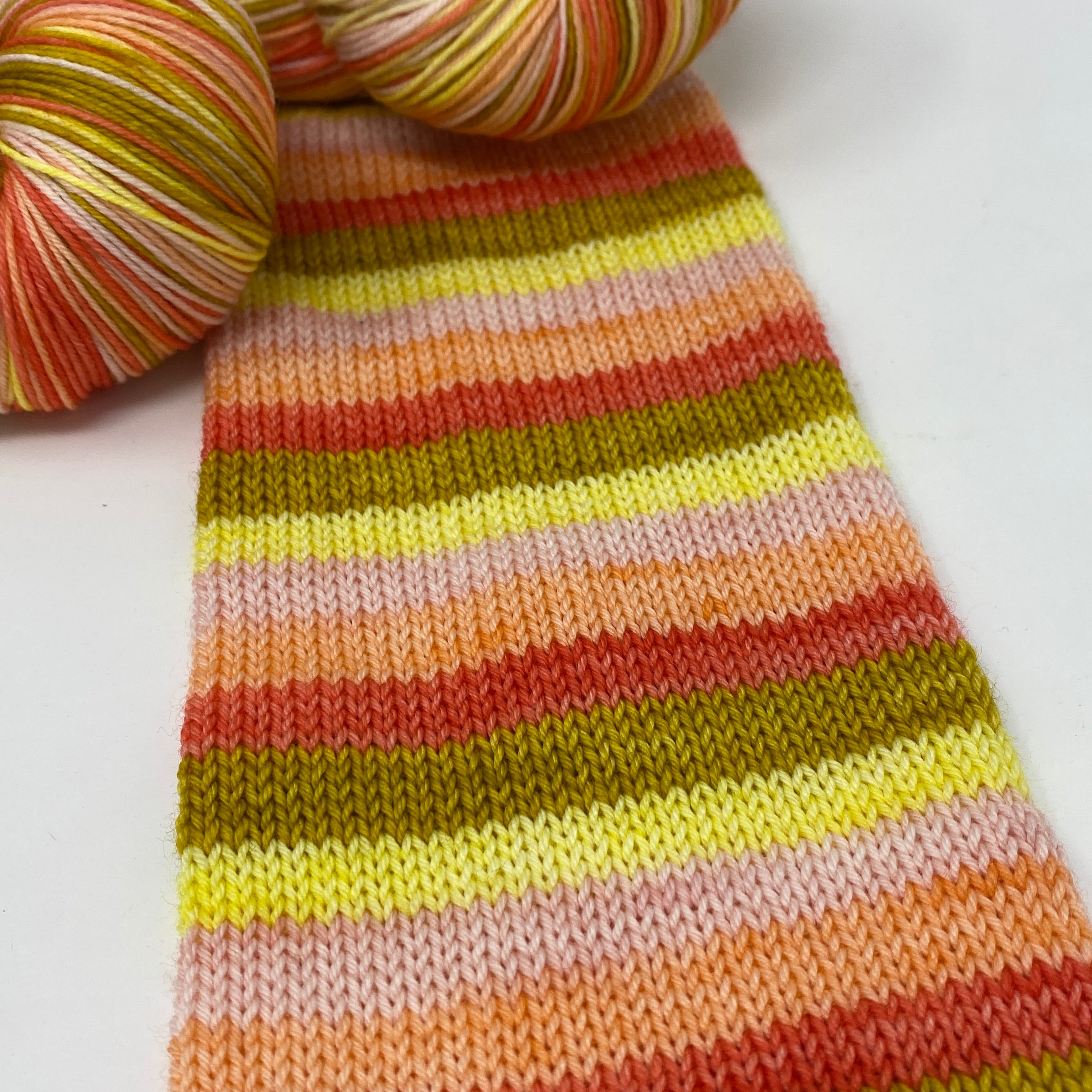 YELLOWSTONE SERIES Self striping sock yarn-Sunrise at the Bunkhouse ...